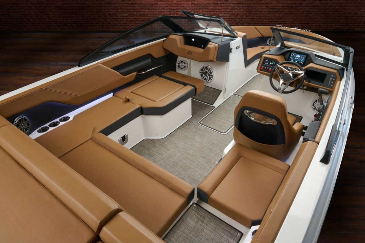 2024 Cobalt Cs22 Sterndrive | Boat Research | Boats Online