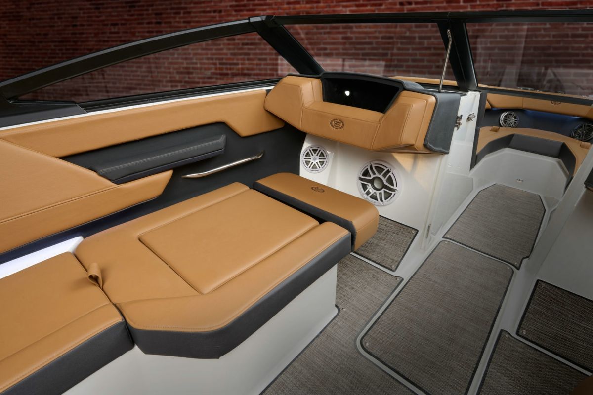 2024 Cobalt Cs22 Sterndrive | Boat Research | Boats Online