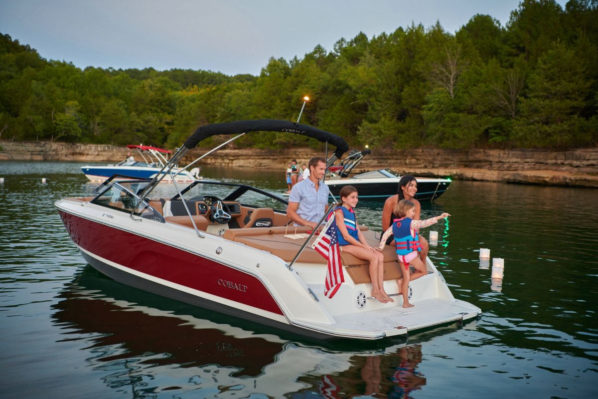 2024 Cobalt Cs22 Sterndrive | Boat Research | Yachthub