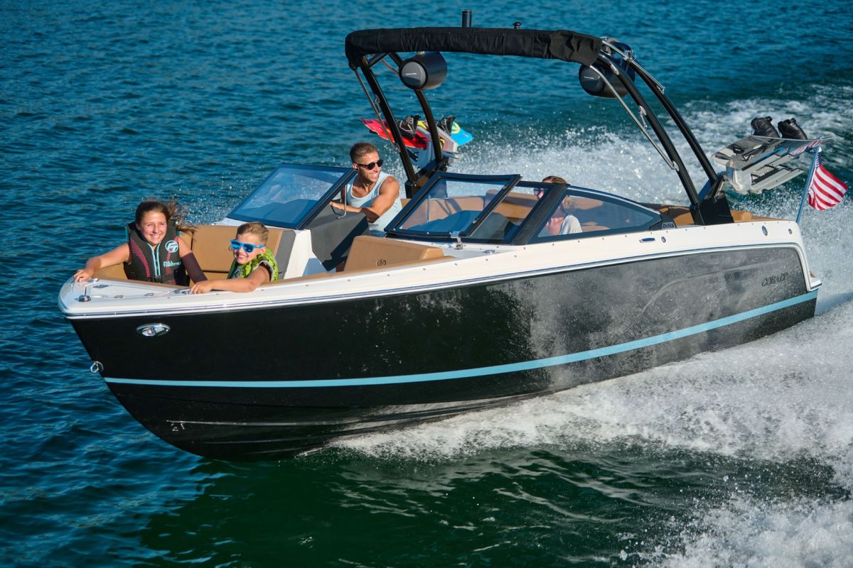 2024 Cobalt Cs23 Sterndrive | Boat Research | Yachthub