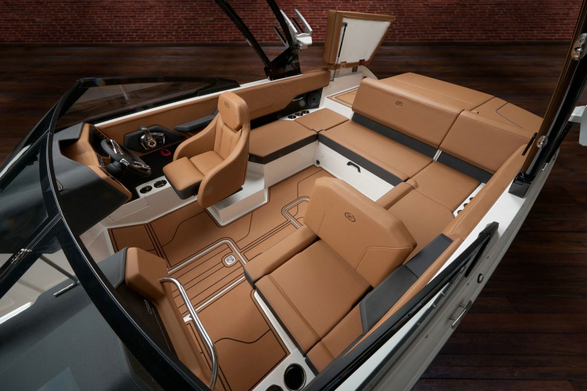 2024 Cobalt Cs23 Sterndrive | Boat Research | Yachthub