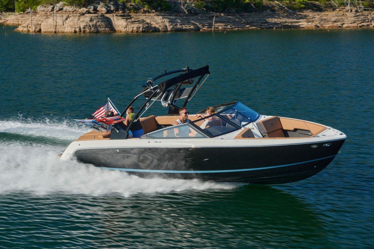 2024 Cobalt Cs23 Sterndrive | Boat Research | Yachthub