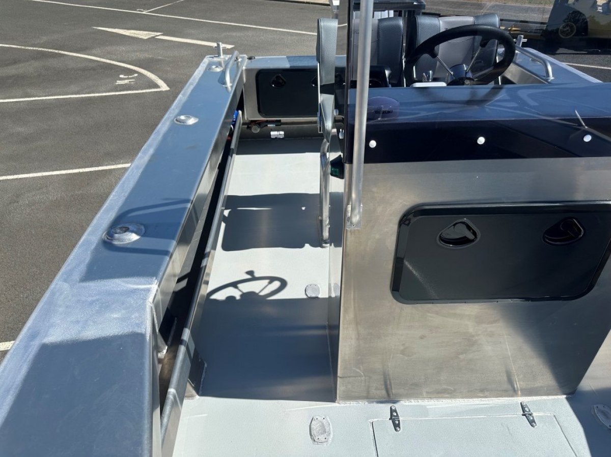 2023 Ballistic 600 Centre Console | Boat Research | BoatsOnline