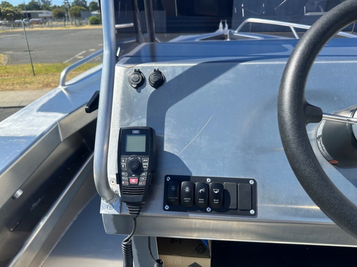 2023 Ballistic 600 Centre Console | Boat Research | BoatsOnline