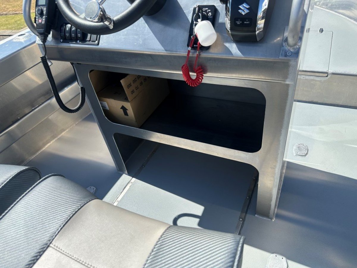 2023 Ballistic 600 Centre Console | Boat Research | BoatsOnline