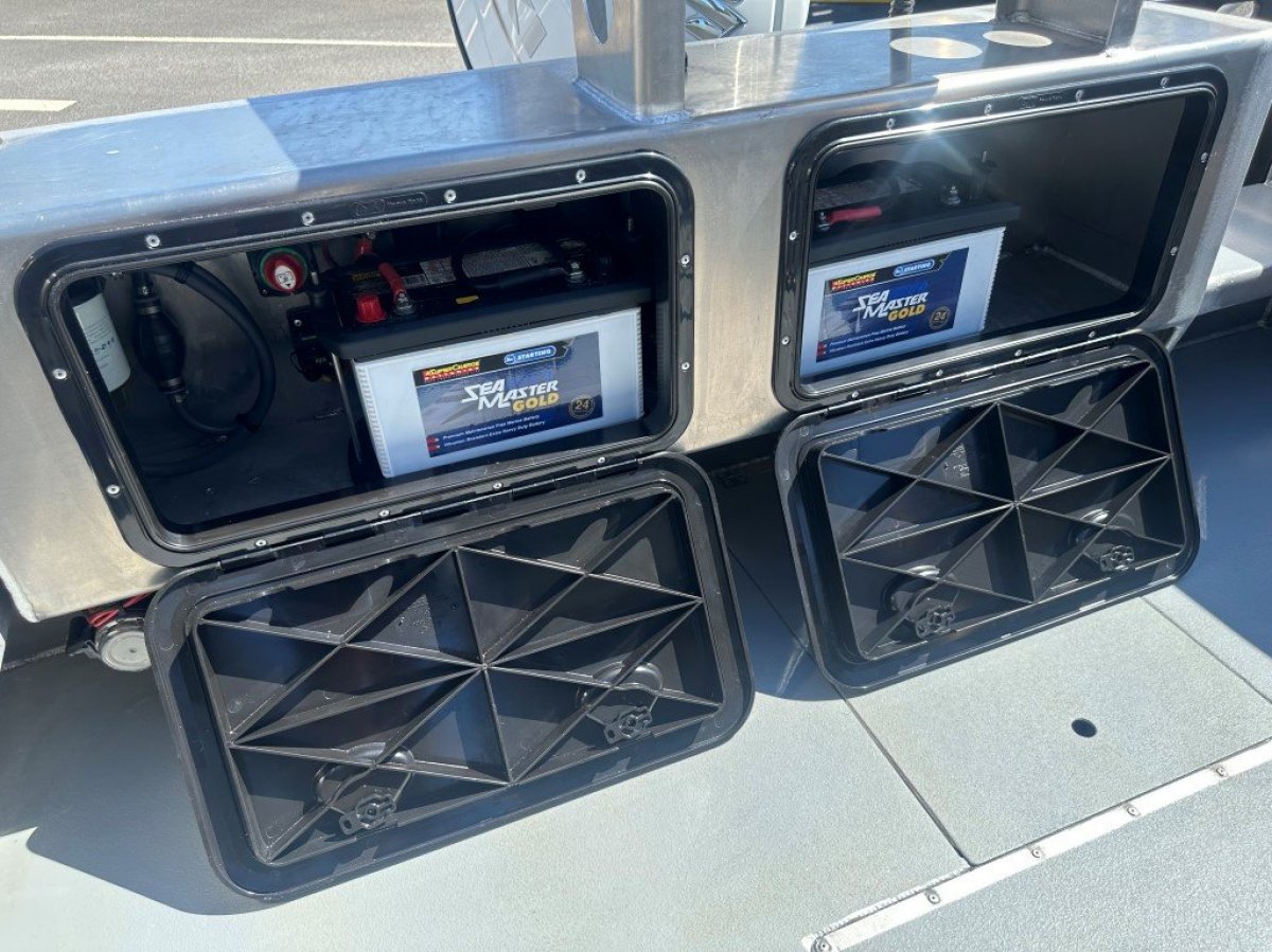 2023 Ballistic 600 Centre Console | Boat Research | BoatsOnline