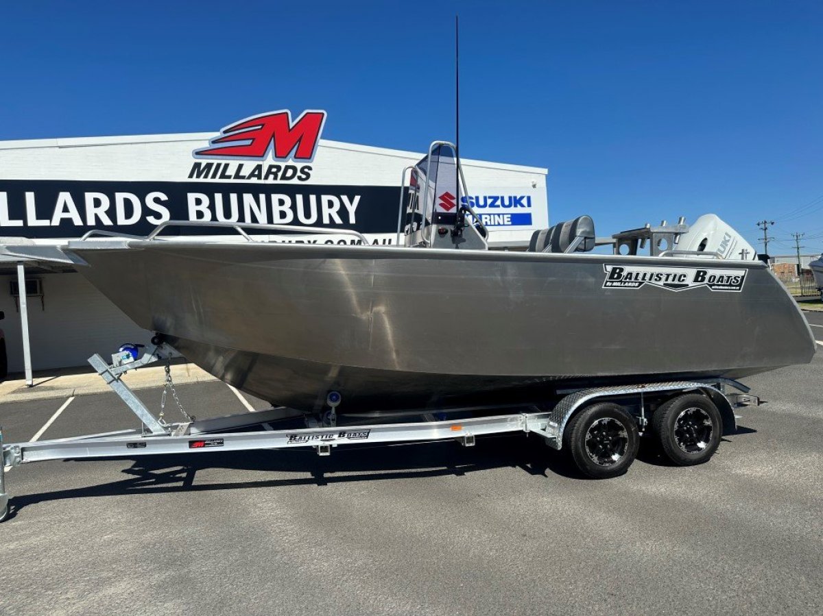 2023 Ballistic 600 Centre Console | Boat Research | BoatsOnline