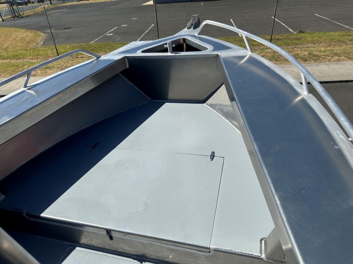 2023 Ballistic 600 Centre Console | Boat Research | BoatsOnline