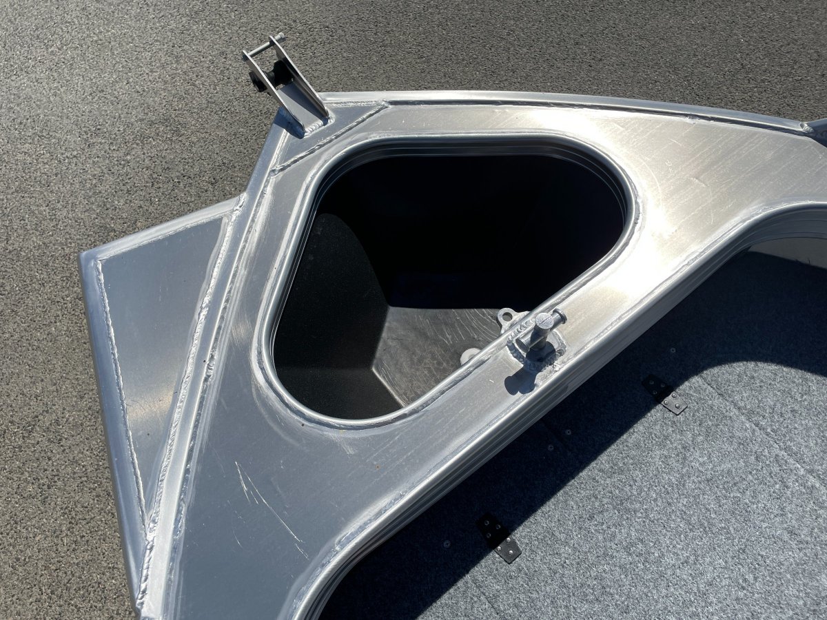 2024 Stessco Renegade 450 | Boat Research | BoatsOnline