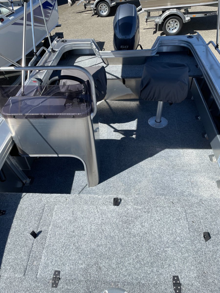 2024 Stessco Renegade 450 | Boat Research | BoatsOnline