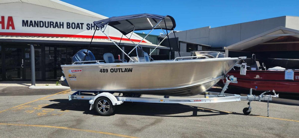 2023 Stacer 489 Outlaw Side Console | Boat Research | BoatsOnline