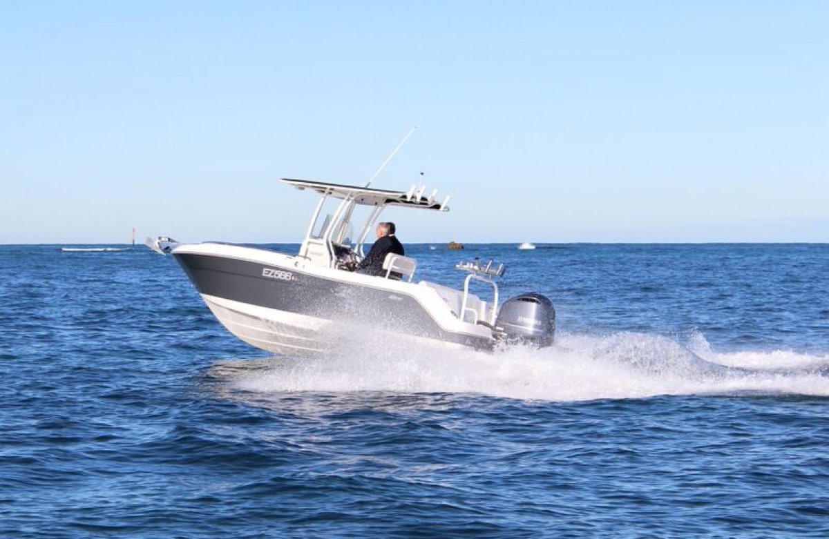2024 Robalo R222 | Boat Research | Boats Online