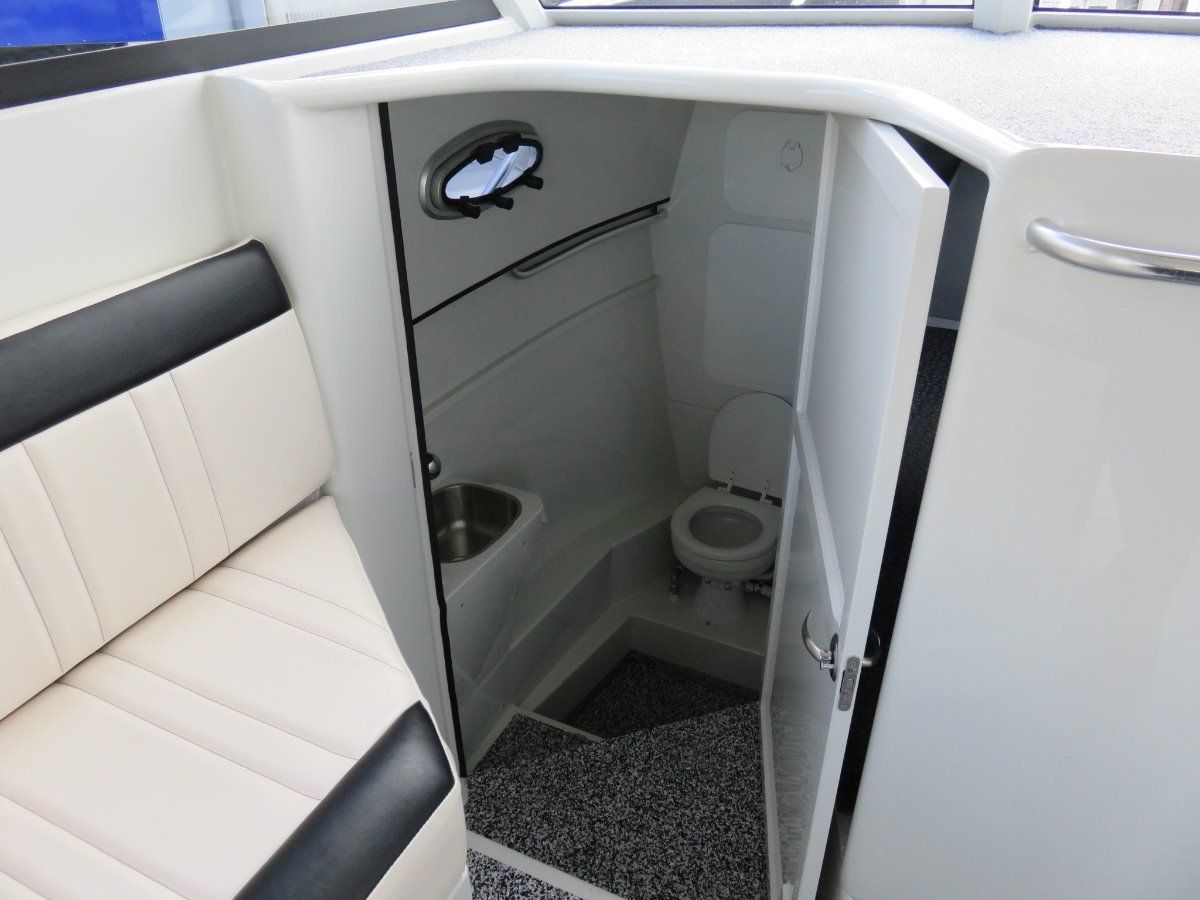 2024 Sailfish 2800 Platinum | Boat Research | BoatsOnline