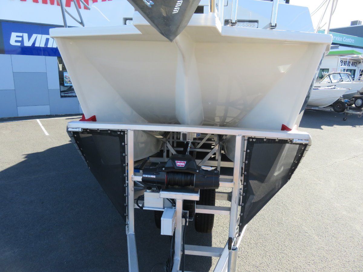 2024 Sailfish 3000 | Boat Research | Yachthub