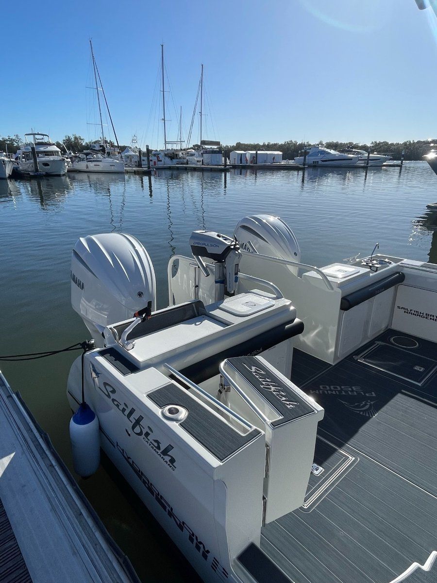 2024 Sailfish 3500 Platinum Sports | Boat Research | BoatsOnline