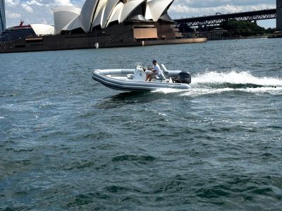 2024 Gemini Waverider 550 | Boat Research | Boats Online