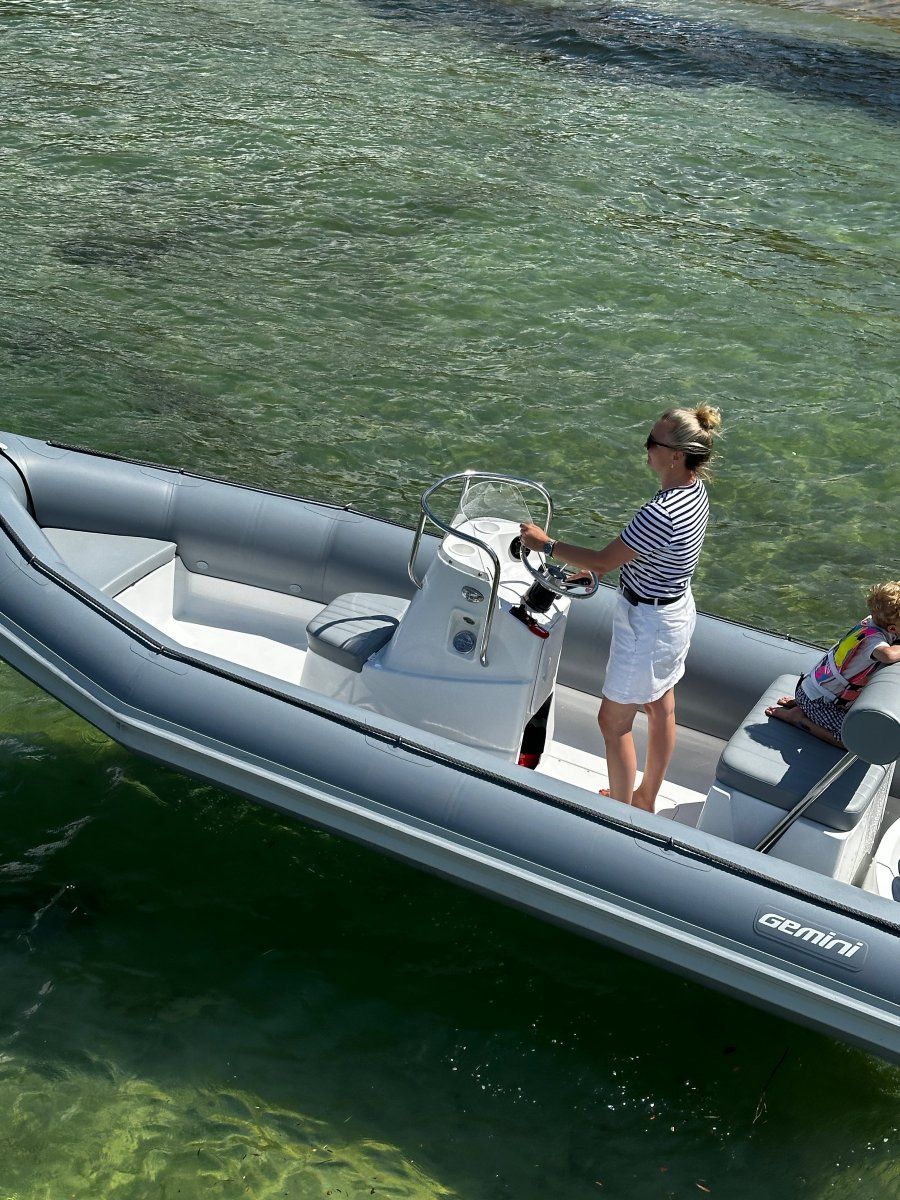 2024 Gemini Waverider 550 | Boat Research | BoatsOnline