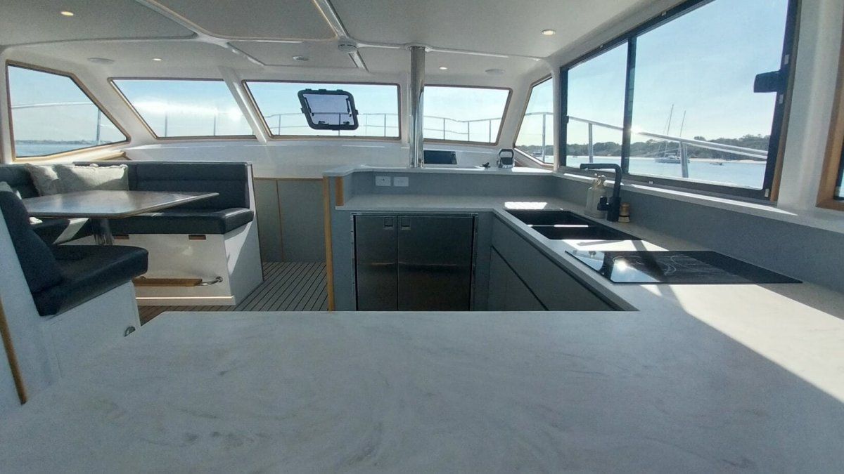 2024 Scimitar 1010 Flybridge | Boat Research | Boats Online