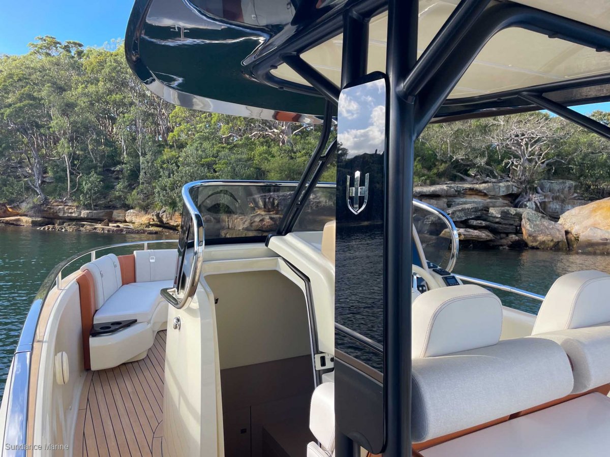 2023 Invictus 280 Tt | Boat Research | Boats Online