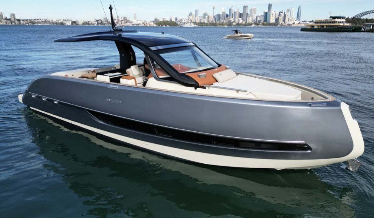 2023 Invictus 420 Tt | Boat Research | Boats Online
