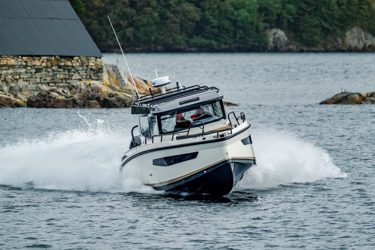 2024 Navan C30 | Boat Research | Boats Online