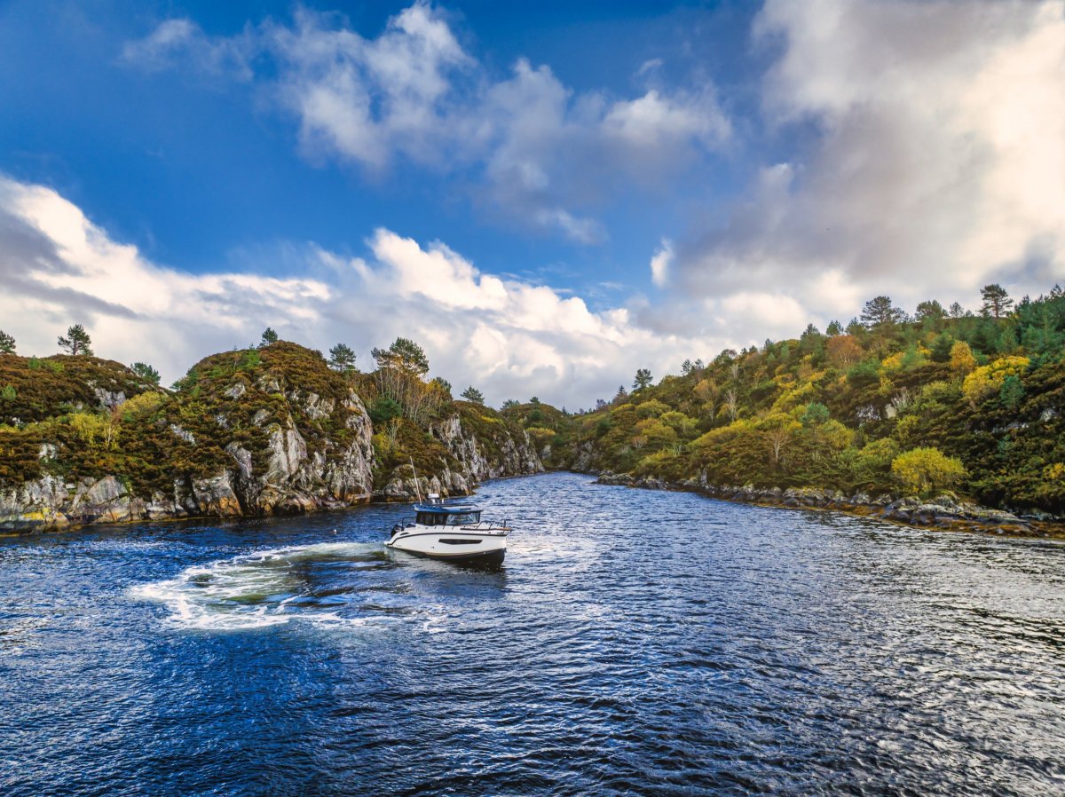 2024 Navan C30 | Boat Research | Yachthub