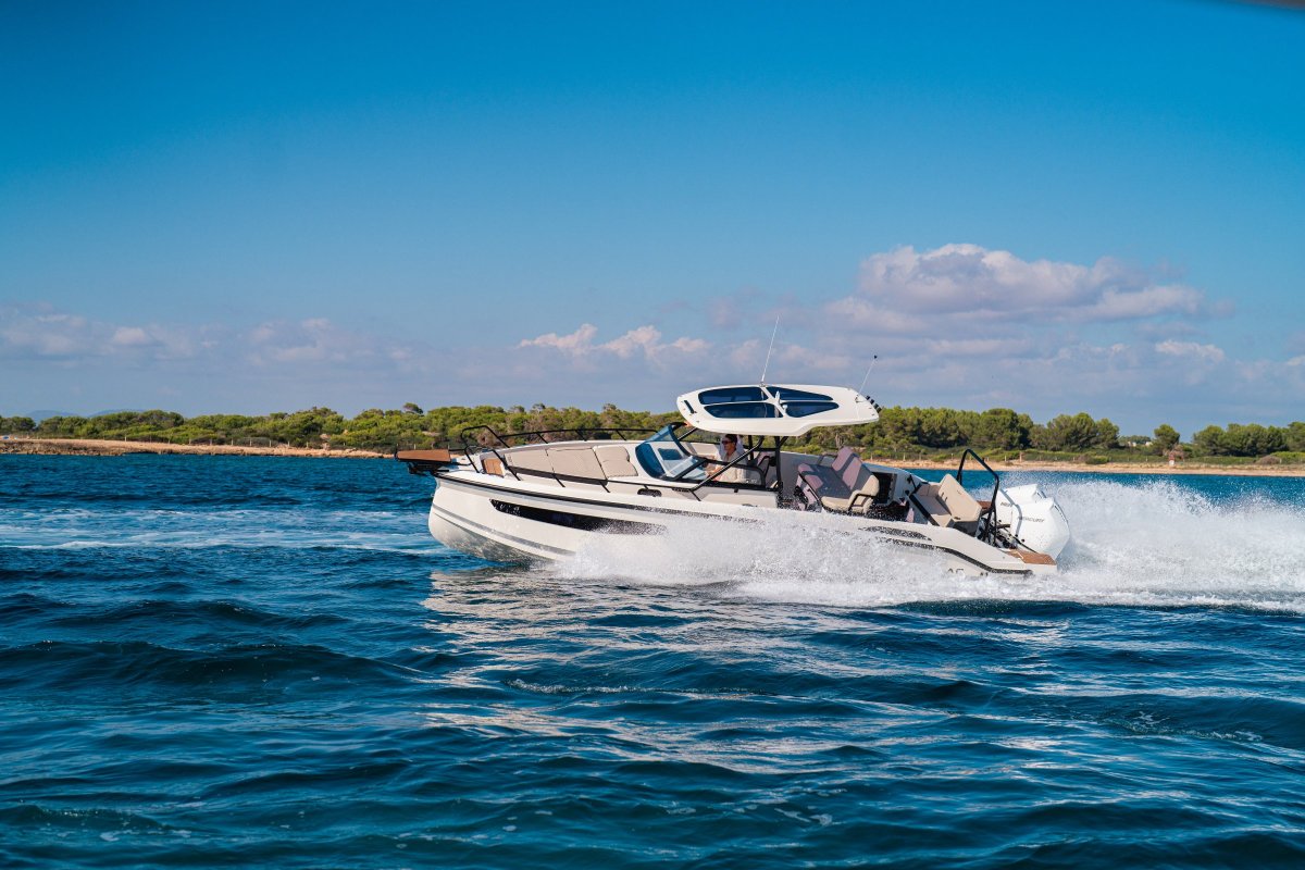 2024 Navan S30 | Boat Research | Yachthub