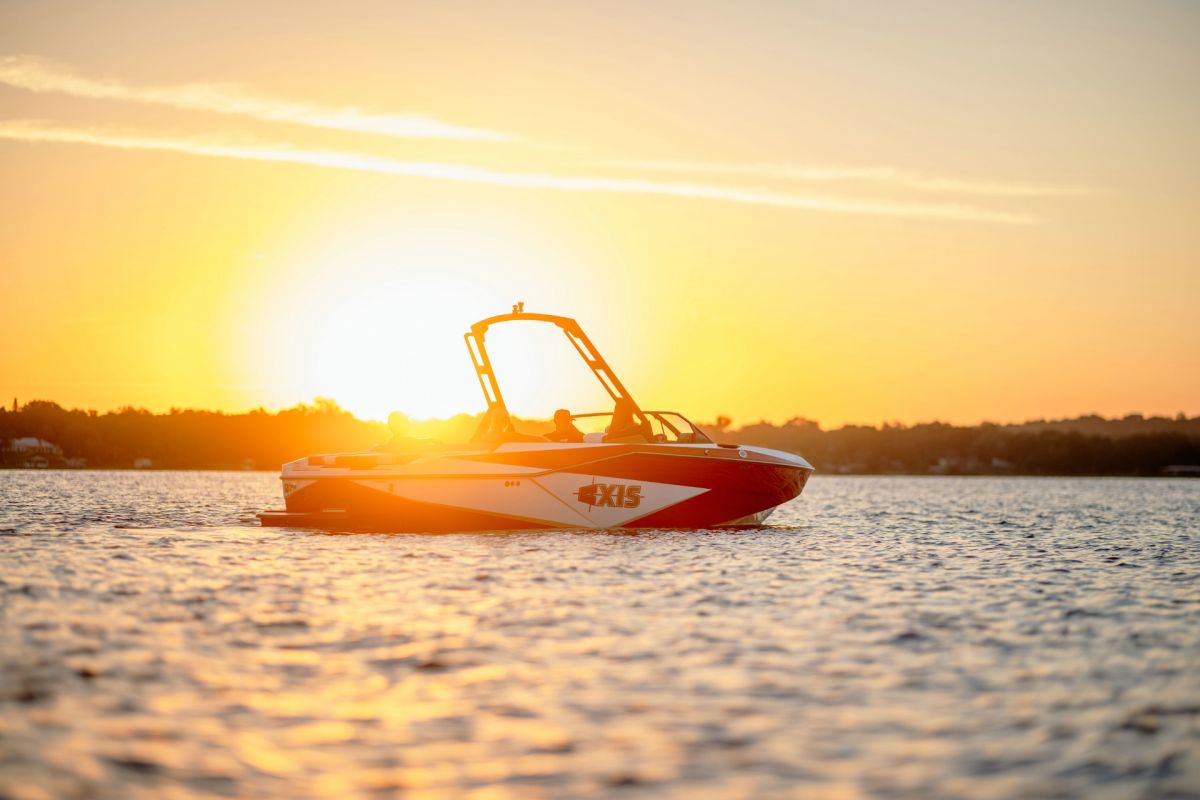 2024 Axis T220-r | Boat Research | Yachthub