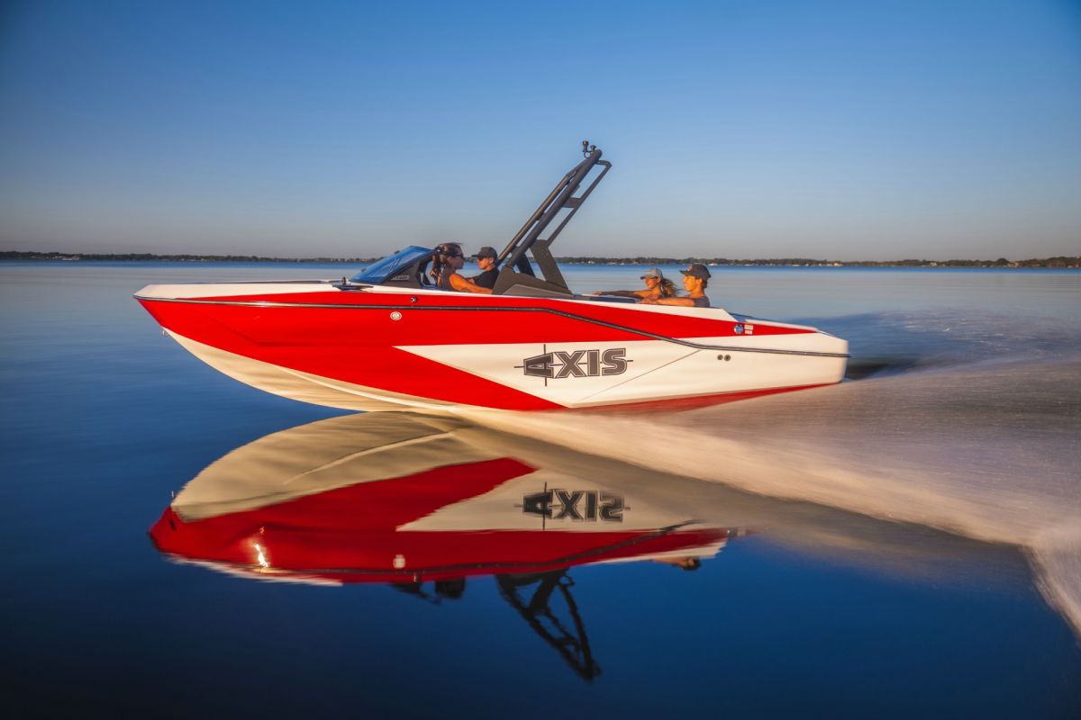 2024 Axis T220-r | Boat Research | Boats Online