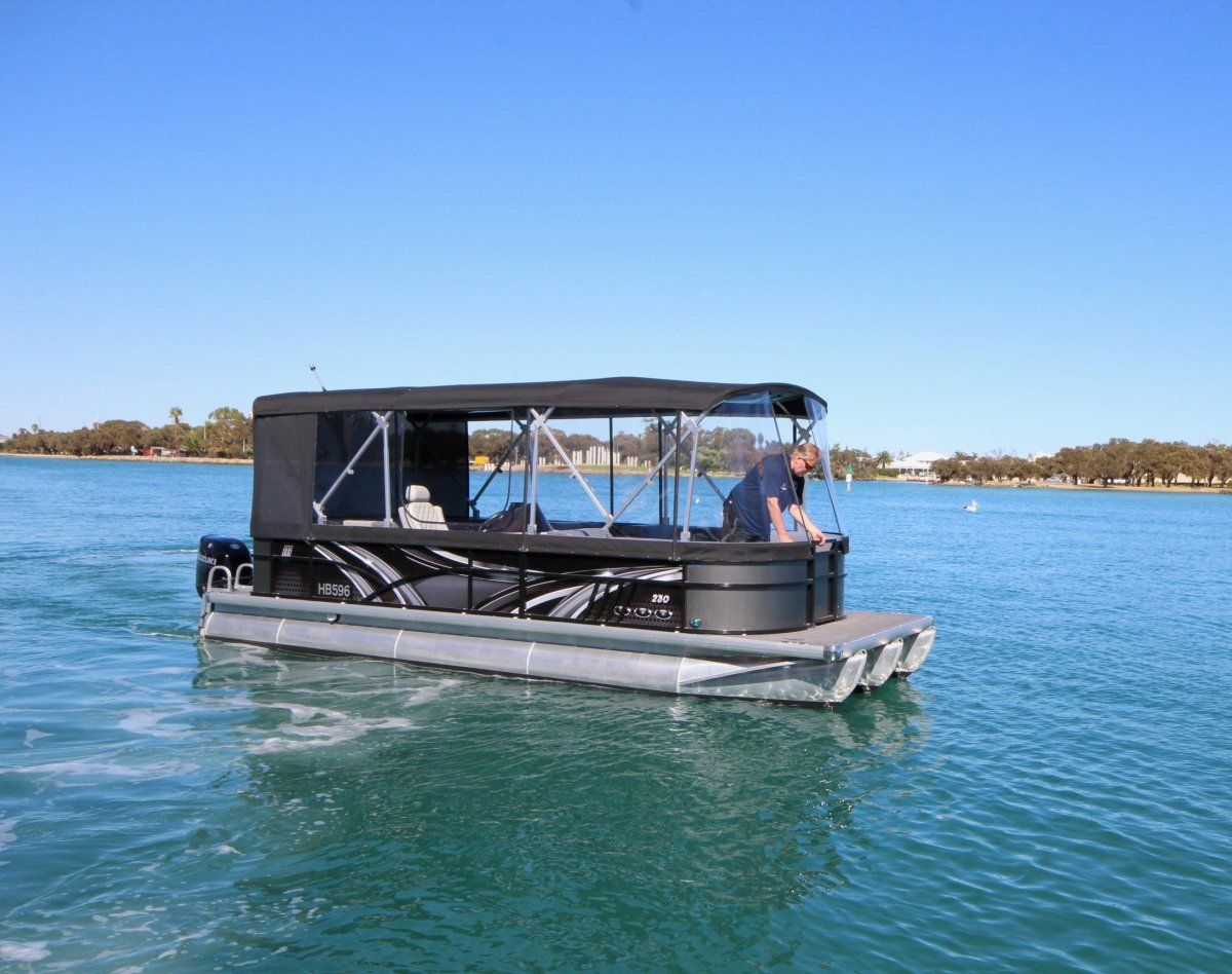 2024 Latitude 32 Pontoons 23dx | Boat Research | Yachthub