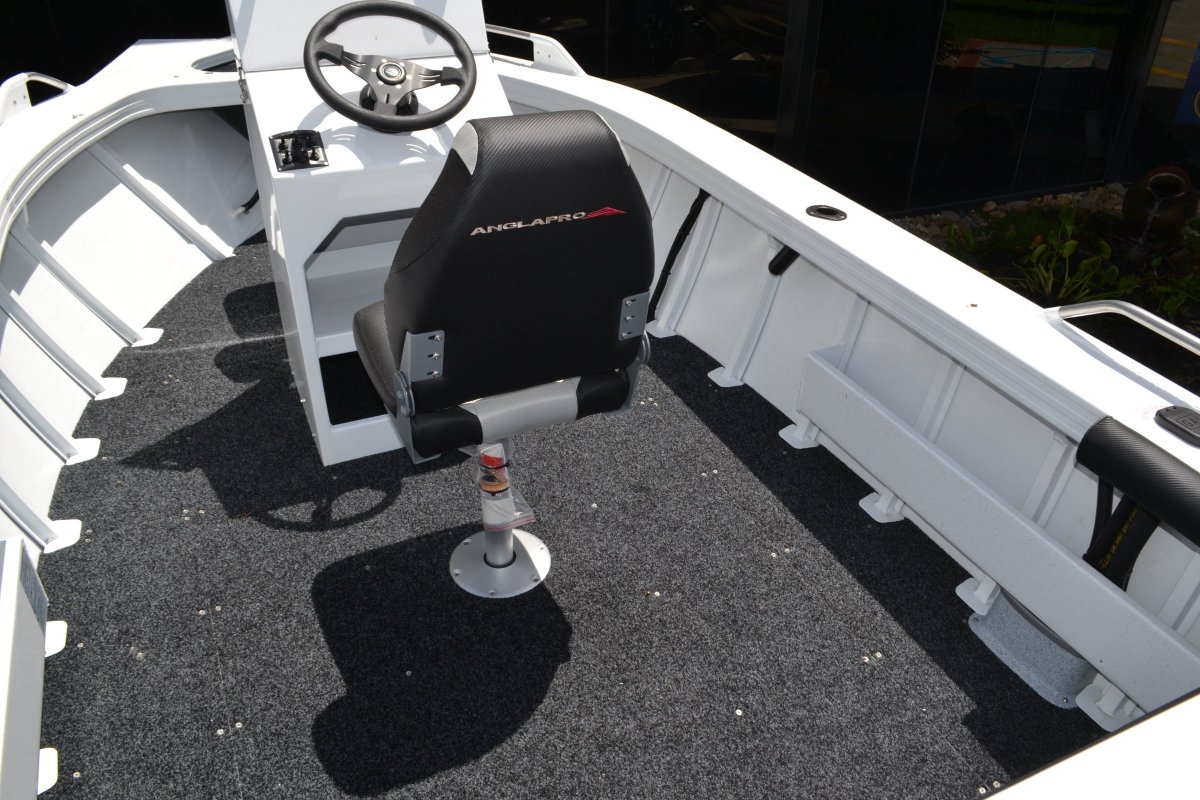 2023 Anglapro Bandit Pro 484 | Boat Research | Boats Online