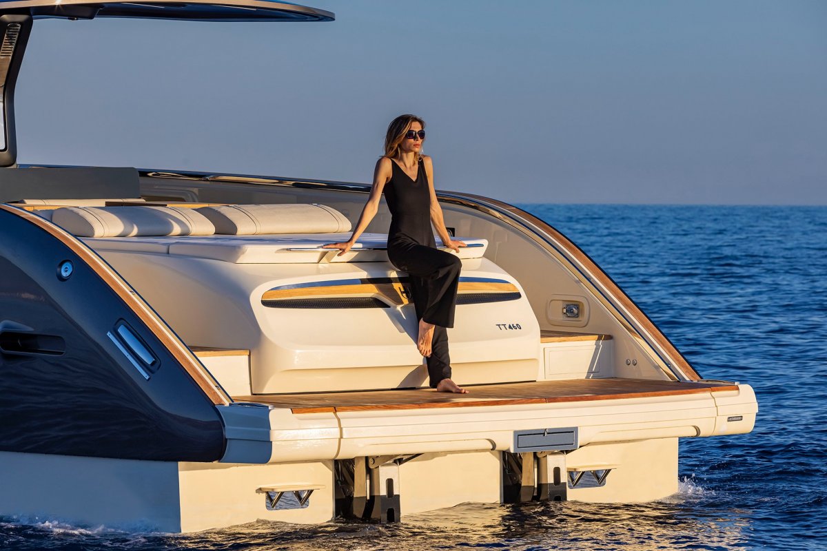 2024 Invictus Tt460 | Boat Research | Yachthub