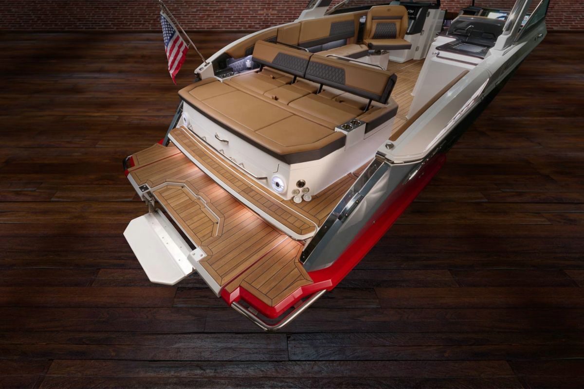 2024 Cobalt R33 | Boat Research | Yachthub
