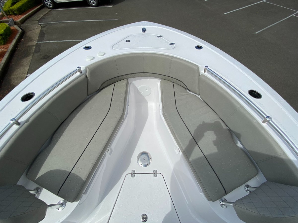 2024 Sportsman Open 242 Centre Console | Boat Research | Yachthub