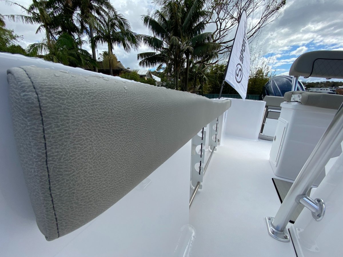 2024 Sportsman Open 242 Centre Console | Boat Research | Boats Online