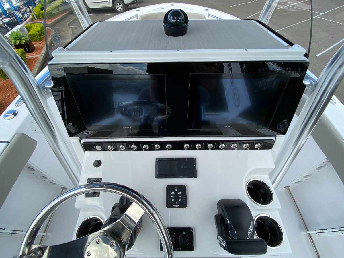 2024 Sportsman Open 242 Centre Console | Boat Research | Boats Online