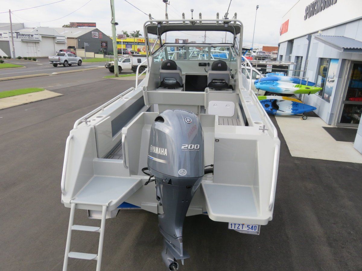 2024 Assassin 770 Soft Top | Boat Research | BoatsOnline