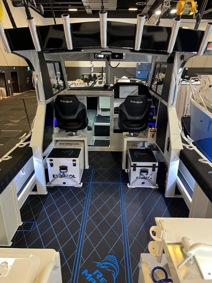 2024 Sailfish Reefmaster | Boat Research | BoatsOnline