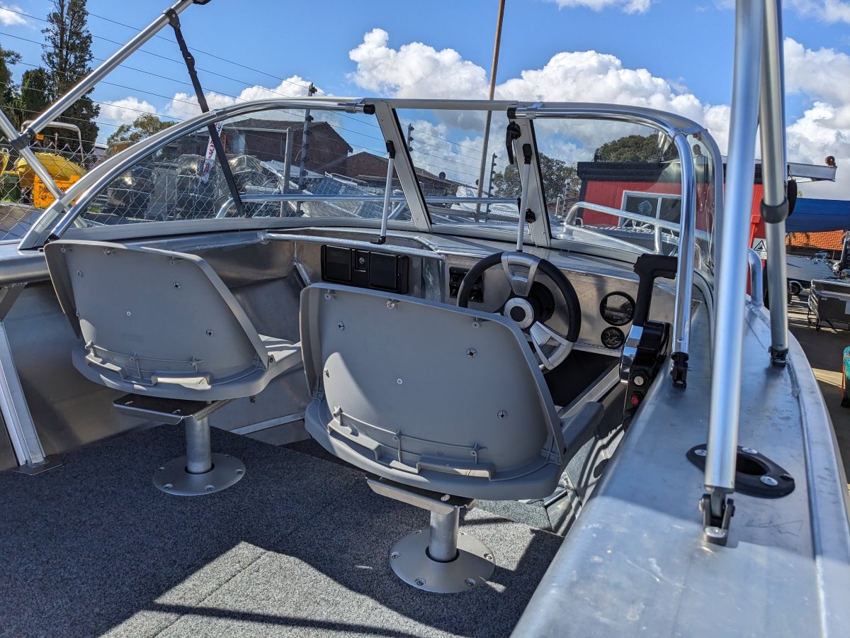 2024 Stessl 415 Easy Fisher | Boat Research | Boats Online