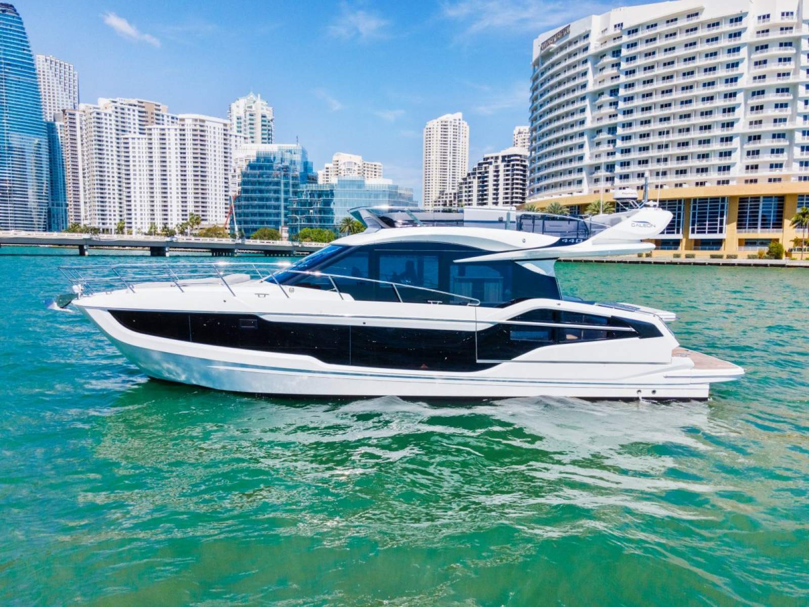 2026 Galeon 440 Fly | Boat Research | Yachthub