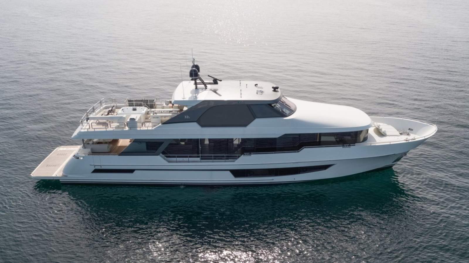 2026 Ocean Alexander 32l | Boat Research | Yachthub