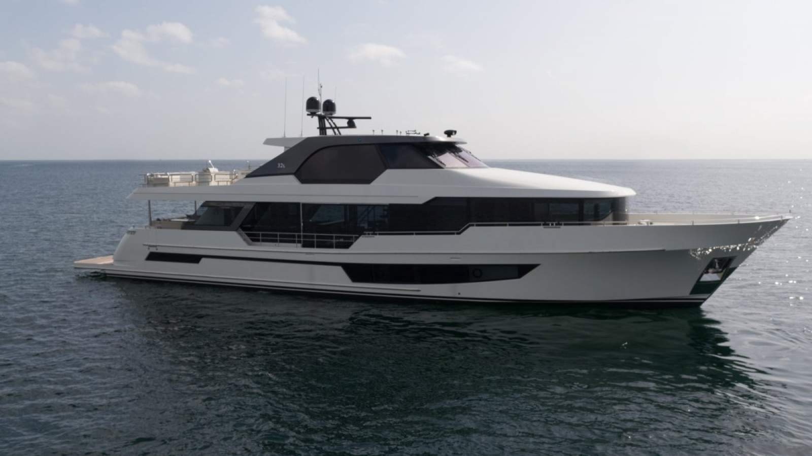 2026 Ocean Alexander 32l | Boat Research | Yachthub