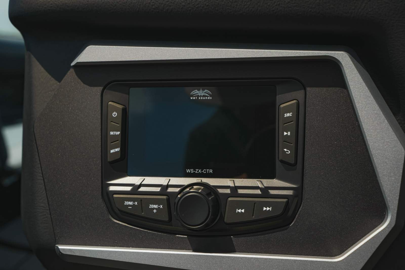 2025 Axis T220 | Boat Research | Boats Online