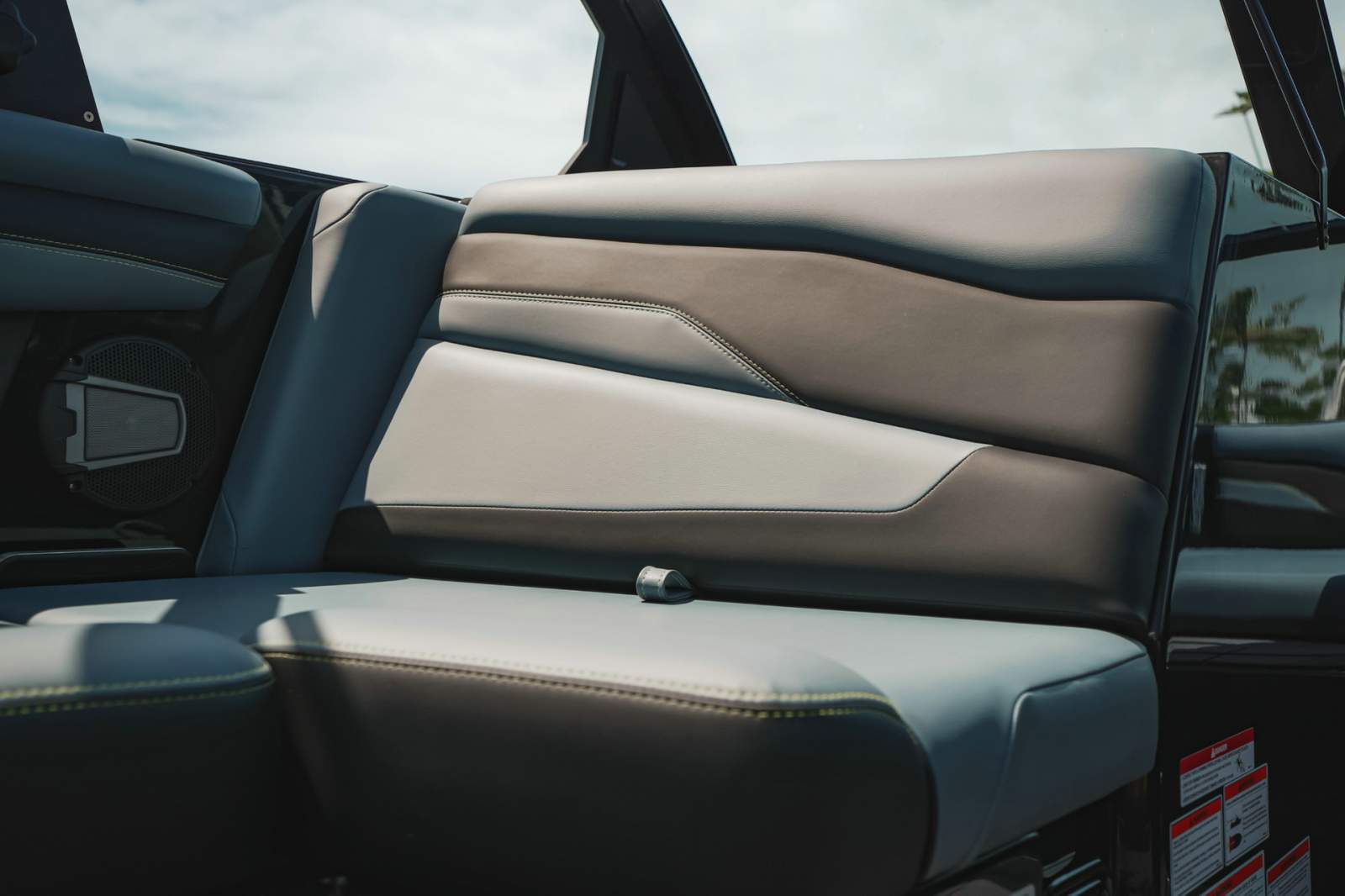 2025 Axis T220 | Boat Research | Boats Online