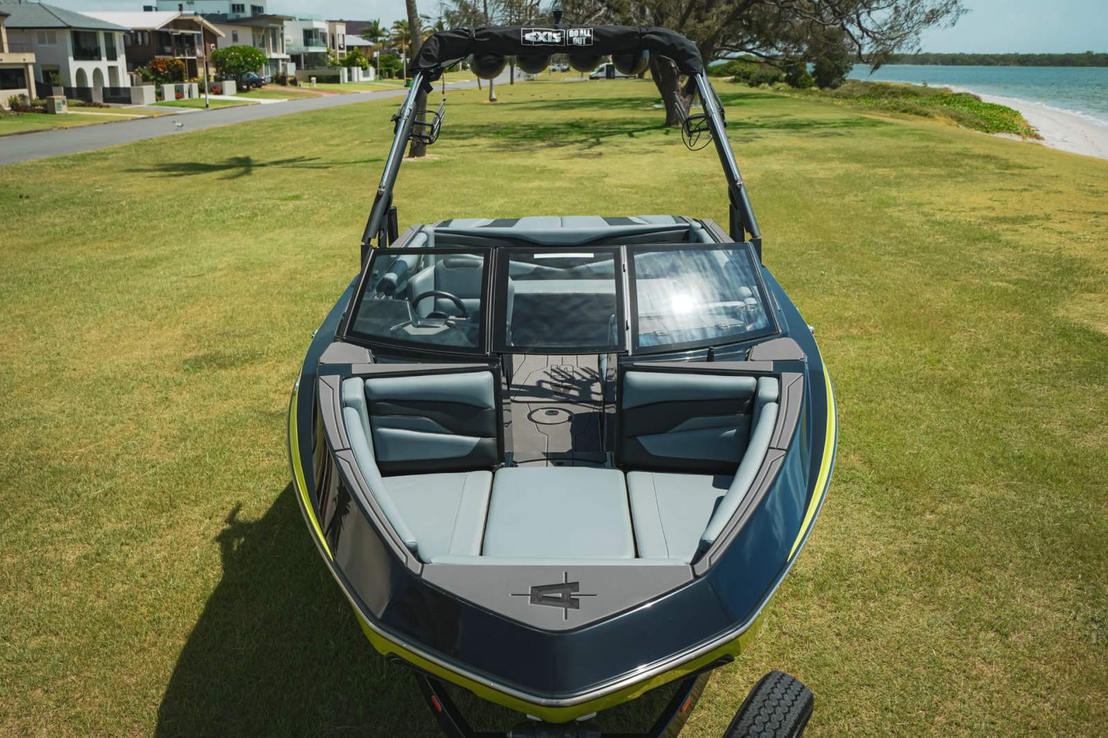 2025 Axis T220 | Boat Research | Yachthub