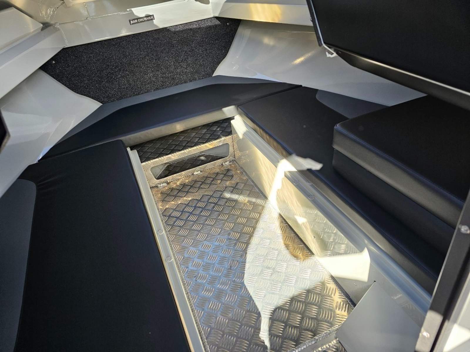 2025 Bar Crusher 670ht | Boat Research | Boats Online