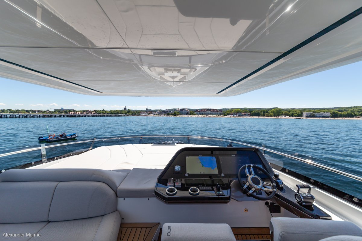 2026 Galeon 800 Fly | Boat Research | BoatsOnline