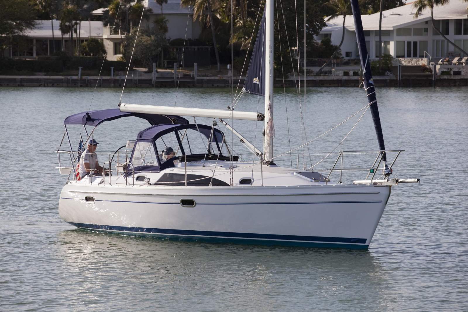 2025 Catalina 316 | Boat Research | BoatsOnline