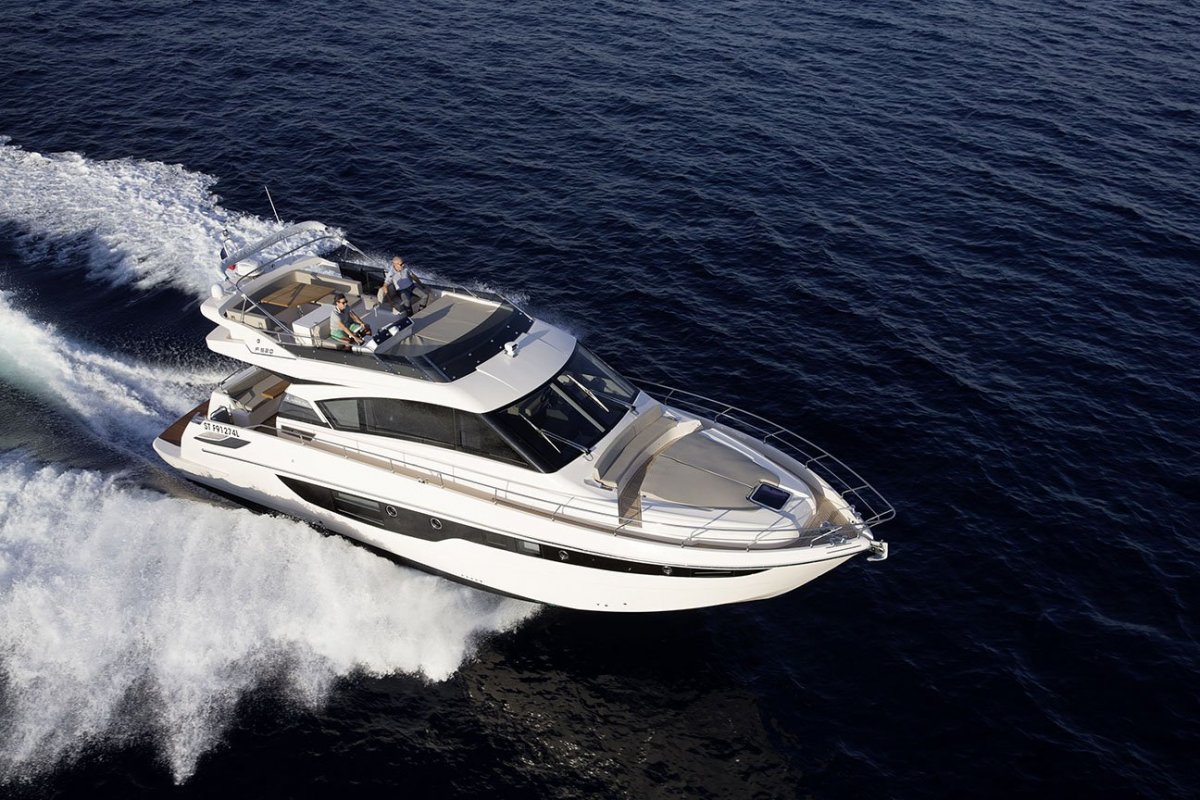2025 Cayman F520 | Boat Research | Yachthub