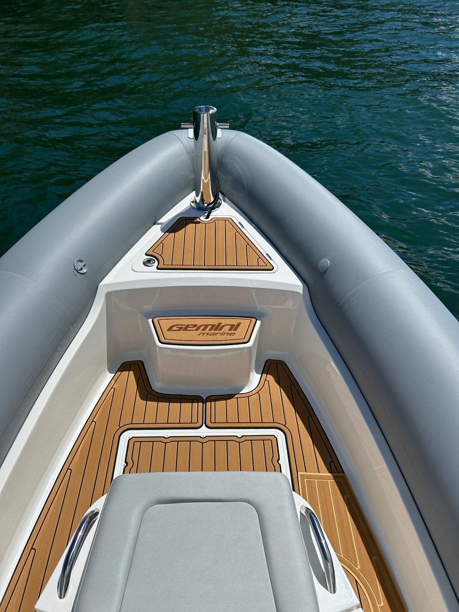 2025 Gemini Waverider 720 | Boat Research | Boats Online